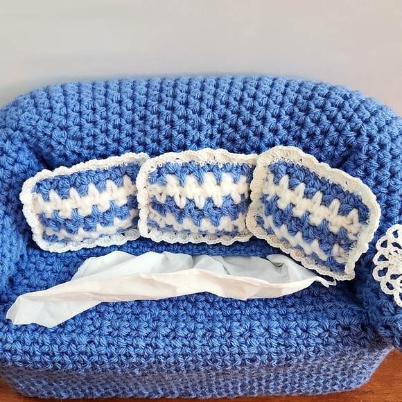 Hand Made | Other | Crotcheted Couch Tissue Box Cover | Poshmark